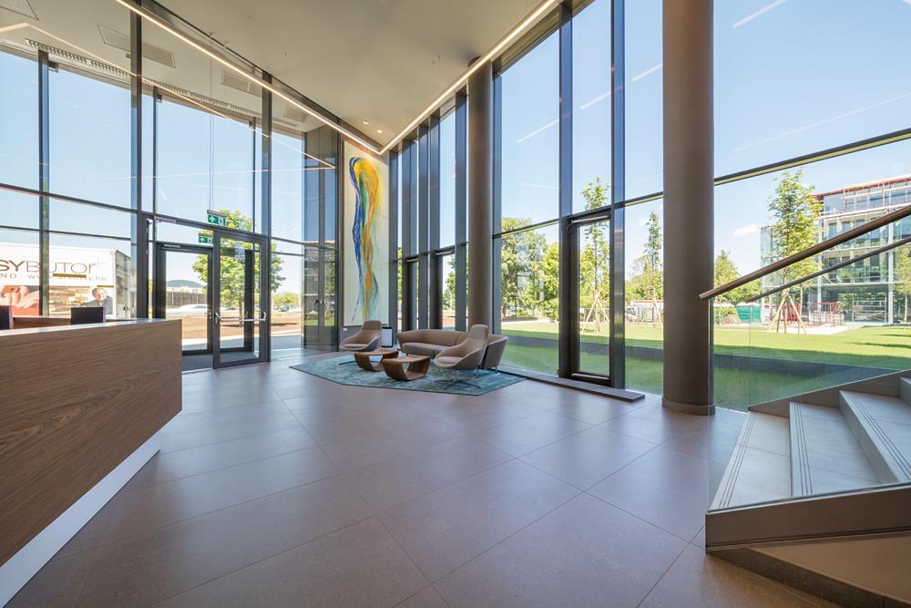 SAP Business Centre - Porcelain tiles and Kerlite for Floors and Walls