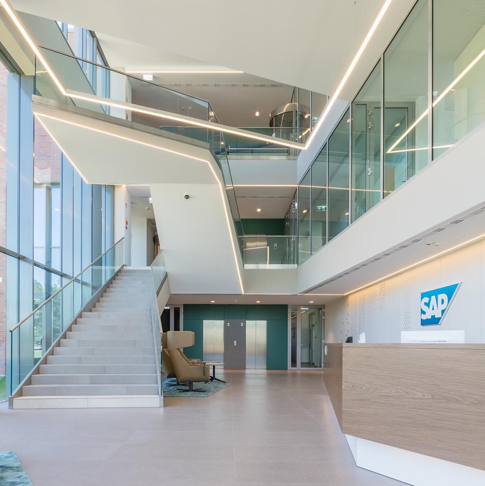 SAP Business Centre - Porcelain tiles and Kerlite for Floors and Walls