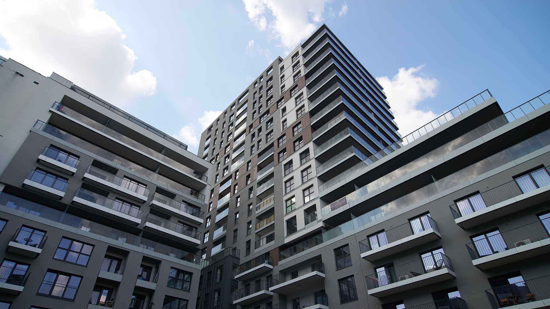 Residential Buildings Wroclaw - Porcelain tiles and Kerlite for Floors ...